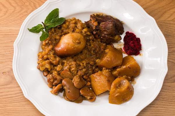 Sólet | Traditional Stew From Hungary, Central Europe