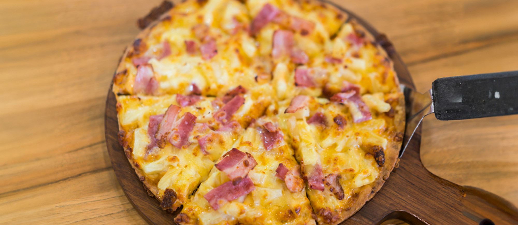 Where to Eat the Best Pizza Cubana in the World? | TasteAtlas