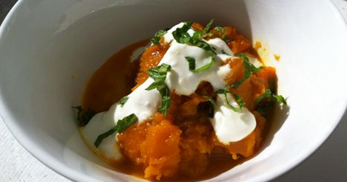 Borani Kadoo | Traditional Vegetable Dish From Afghanistan