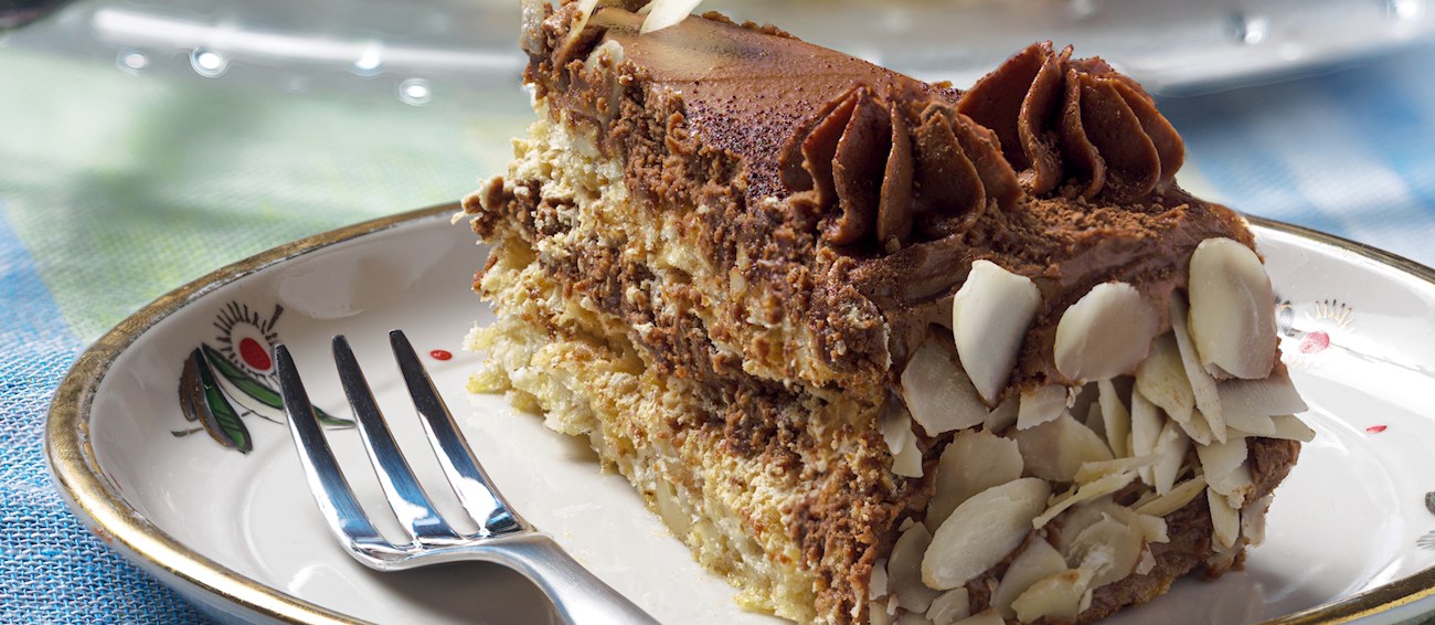 Dacquoise | Traditional Cake From Dax, France