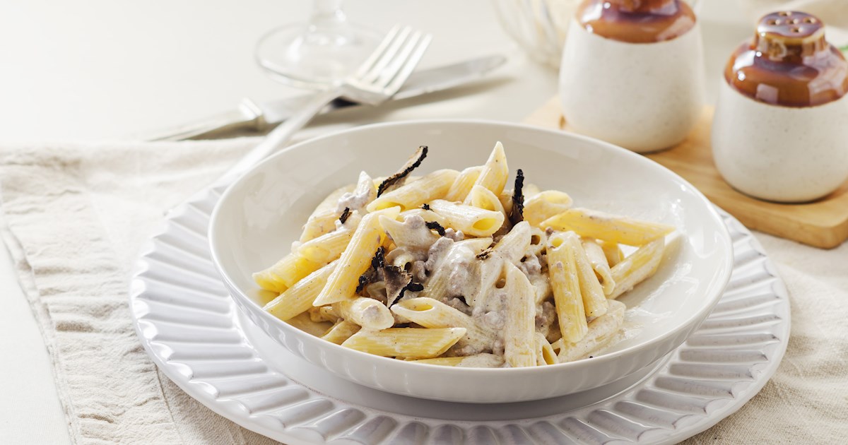Pasta Alla Norcina | Traditional Pasta From Norcia, Italy