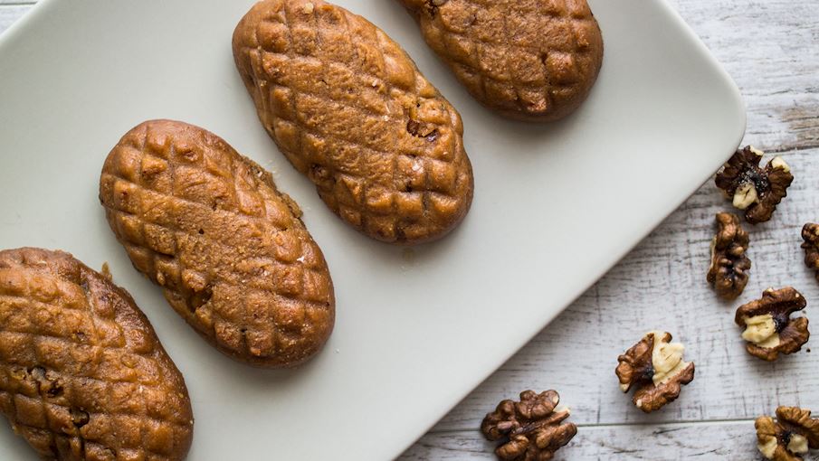 10 Best Rated Asian Sweet Pastries - TasteAtlas