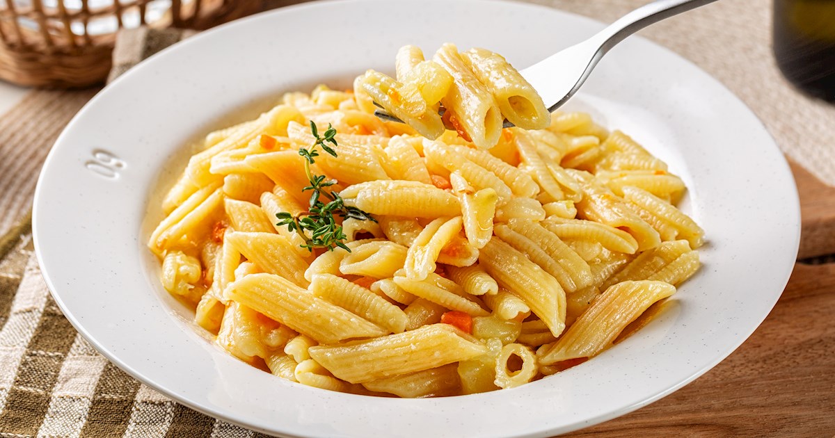 Pasta Patate e Provola | Traditional Pasta From Metropolitan City of ...