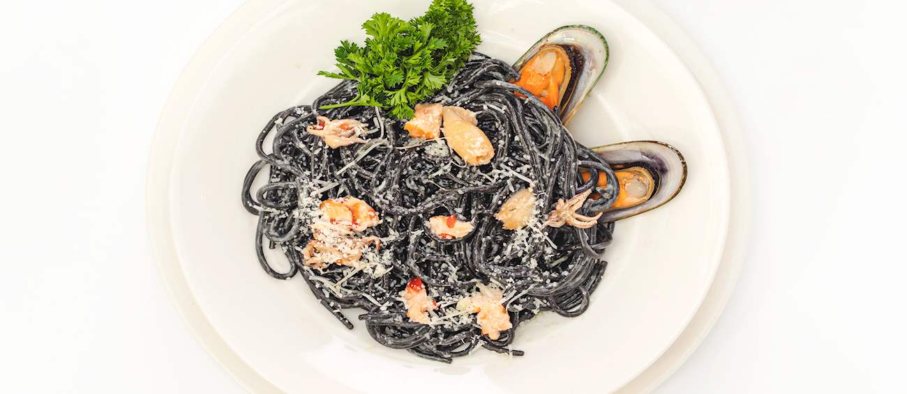 Spaghetti al Nero di Seppie | Traditional Pasta From Sicily, Italy