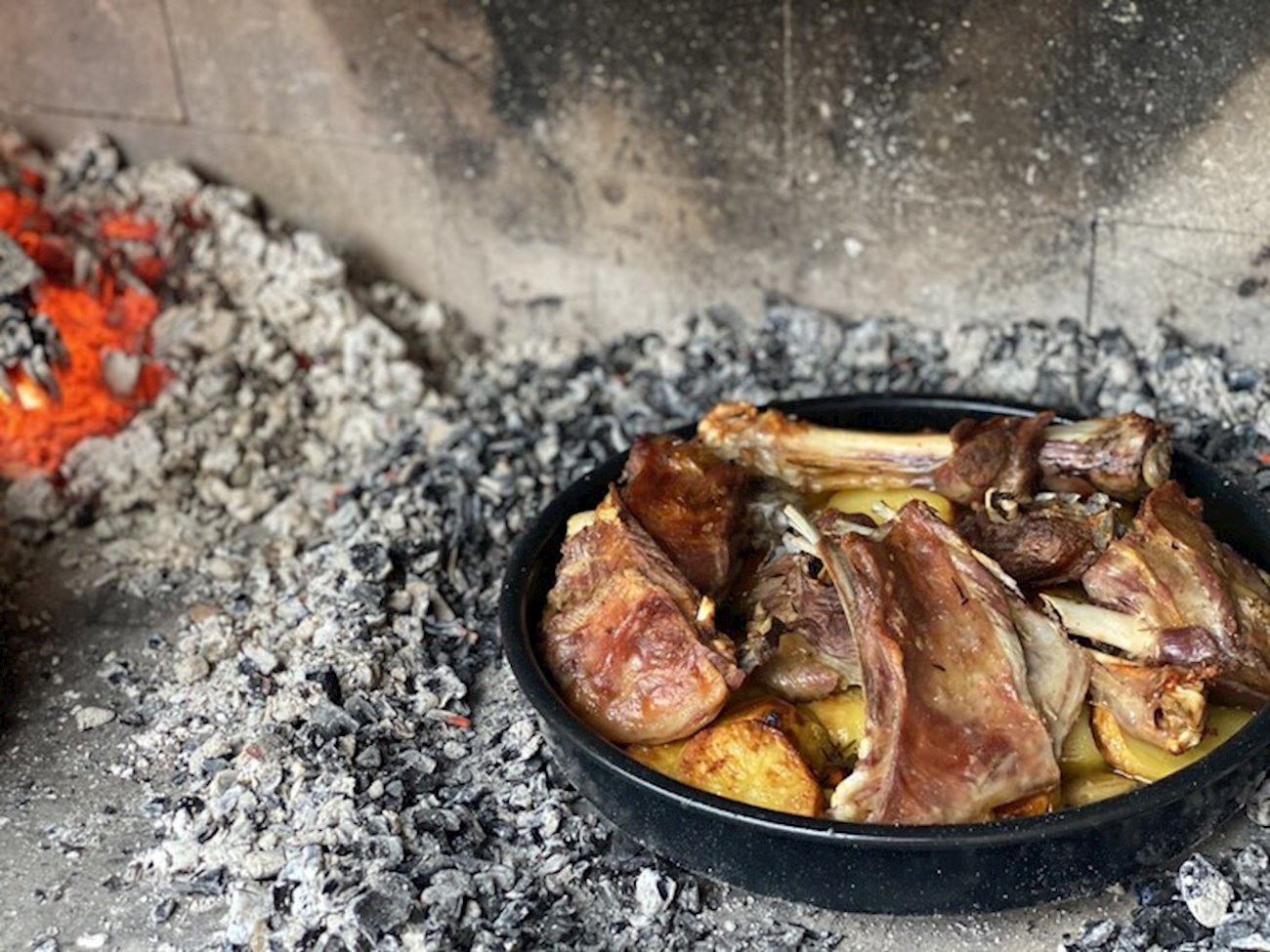 Teletina Ispod Peke | Traditional Veal Dish From Dalmatia, Croatia