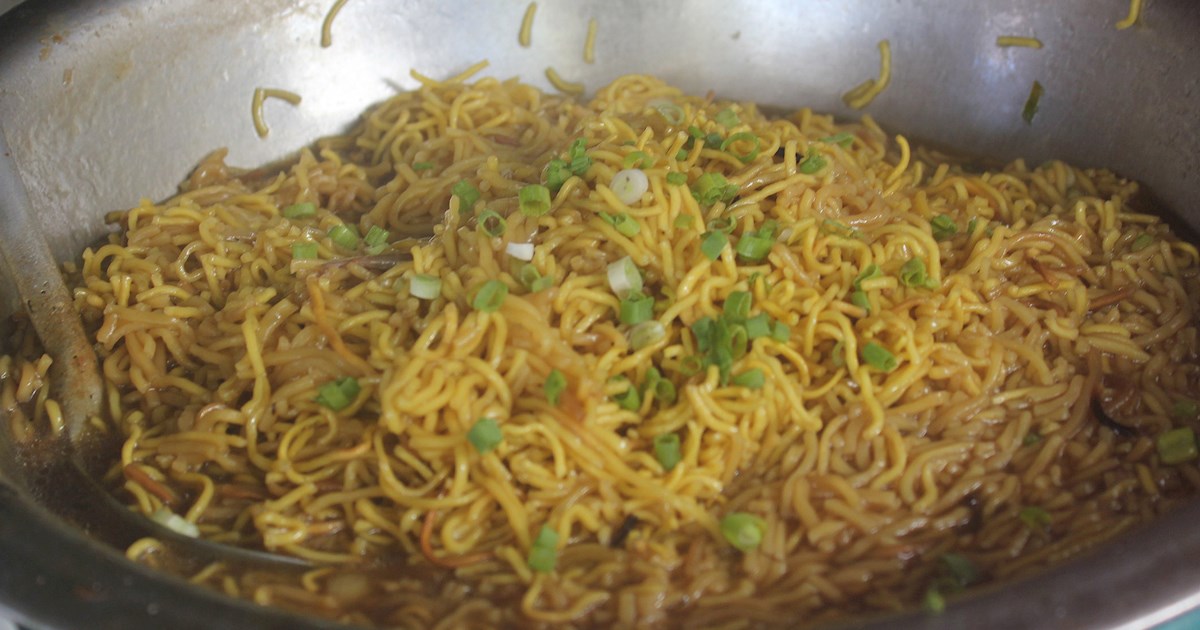 Pancit Bato | Traditional Stir-fry From Province of Camarines Sur ...