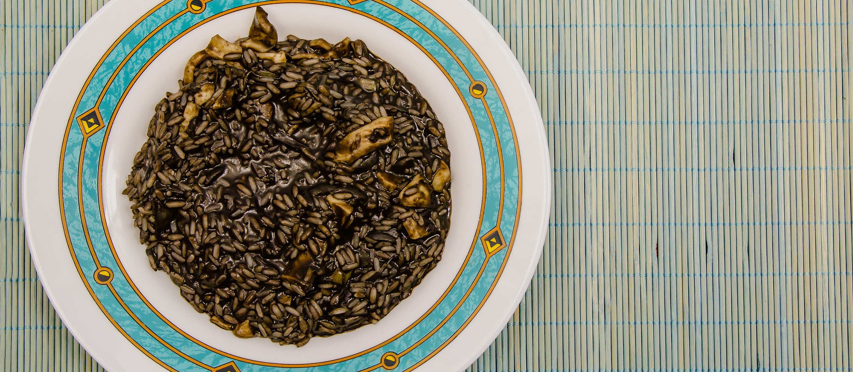 Arròs Negre | Traditional Rice Dish From Castellón de la Plana, Spain ...