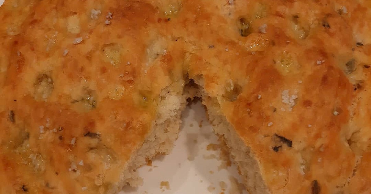 Salviata With Ricotta And Garlic Authentic Recipe | TasteAtlas