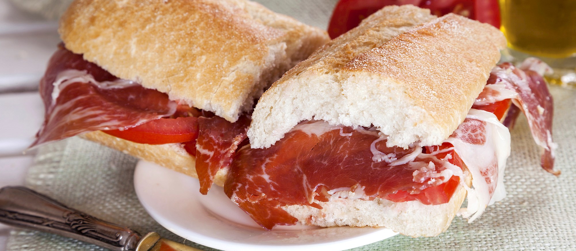 Where to Eat the Best Bocadillo de Carne in the World? | TasteAtlas