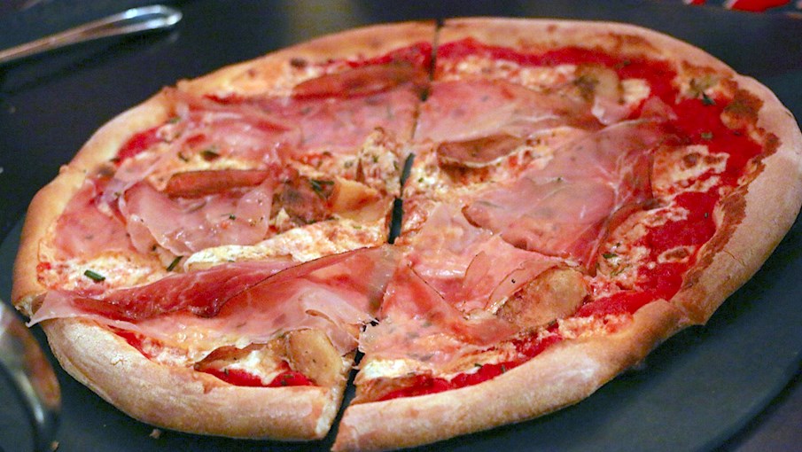 78 Pizza Varieties Ranked From the Worst To the Best - TasteAtlas