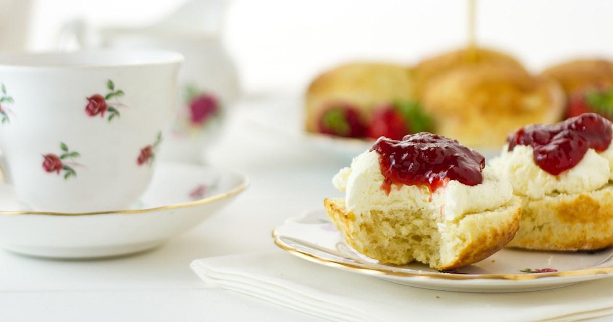 Devonshire Cream Tea | Traditional Snack From Devon, England