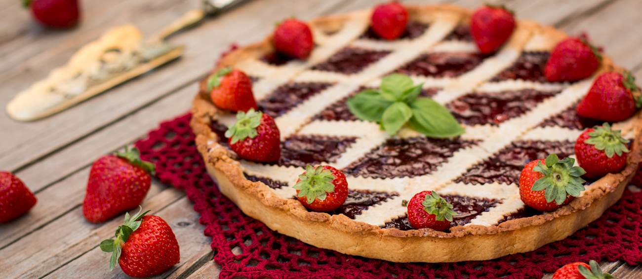 Pasta Flora | Traditional Tart From Greece