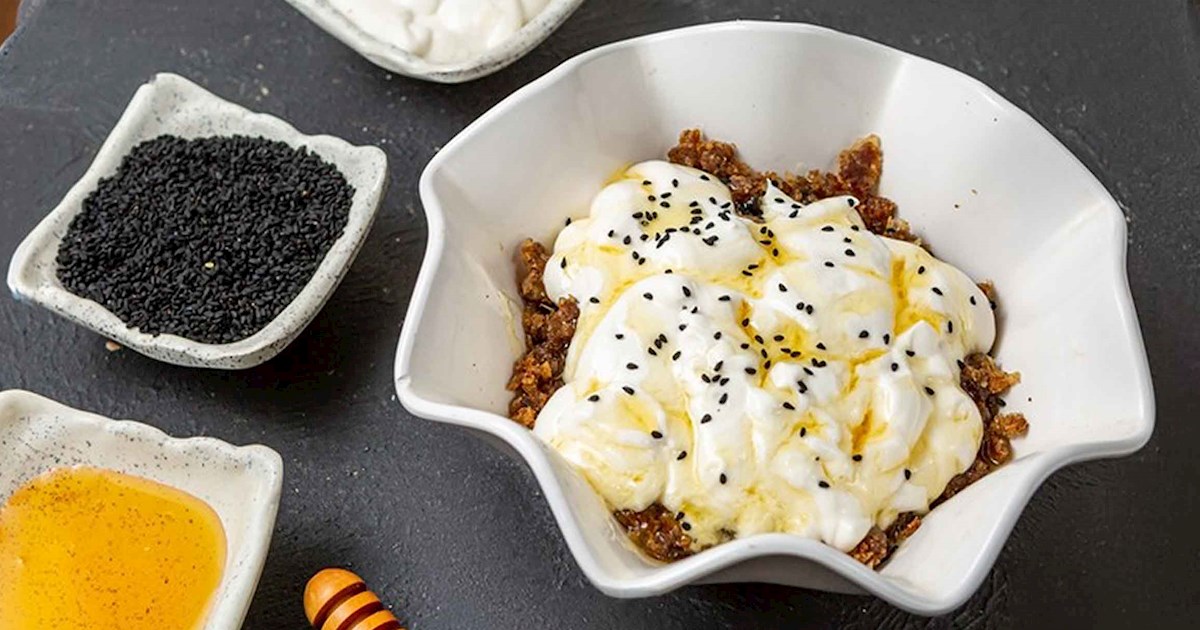 Masoub | Traditional Dessert From Yemen, Arabian Peninsula