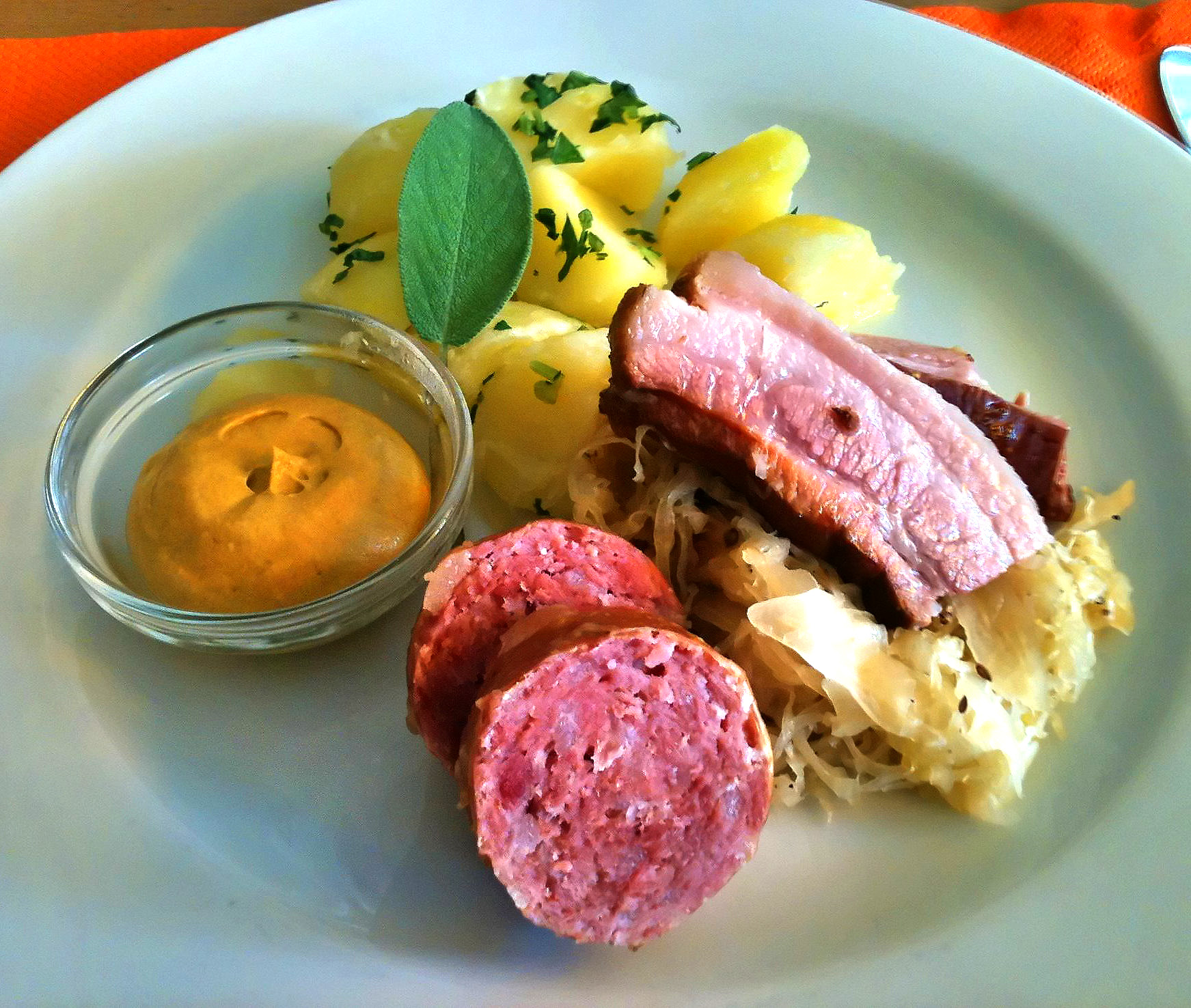 Berner Platte | Traditional Meat Dish From Bern, Switzerland