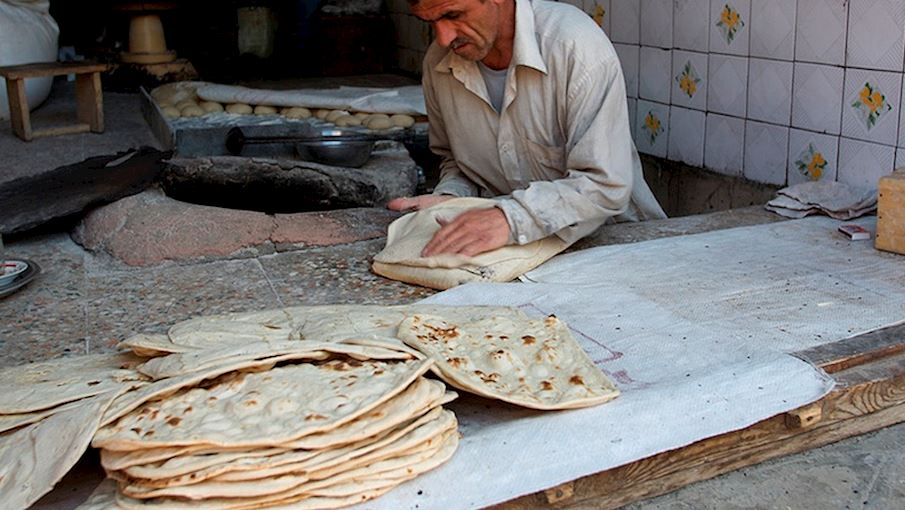 4 Best Rated Iranian Flatbreads - TasteAtlas