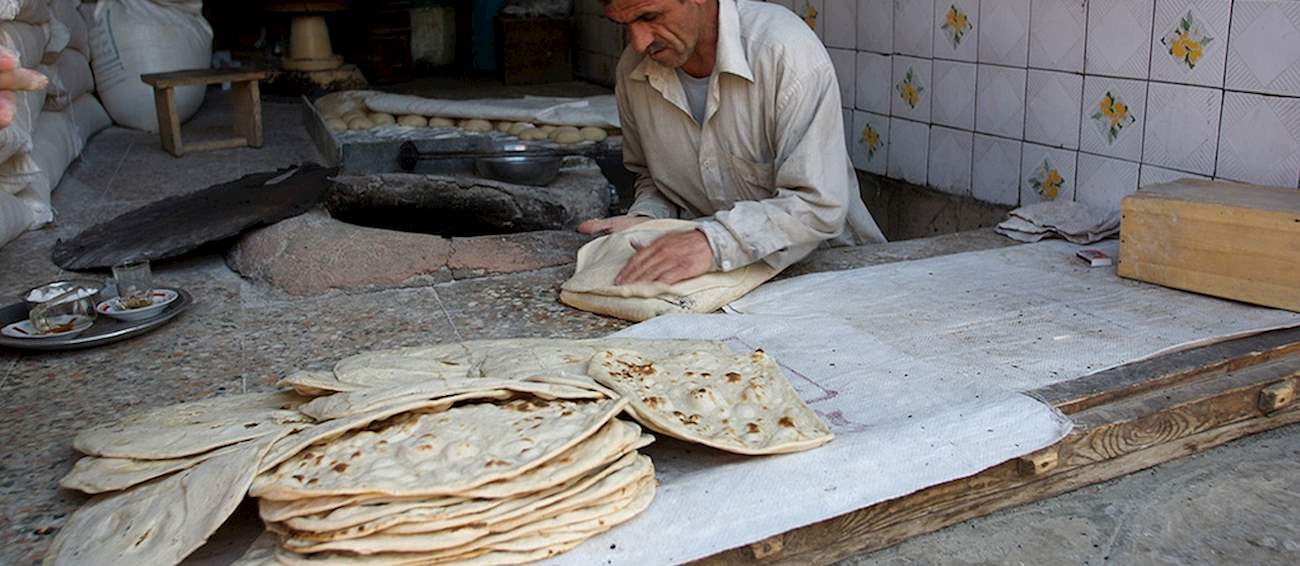Nan-e Taftoon | Traditional Flatbread From Iran