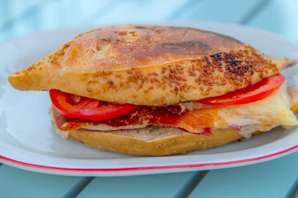 Kumru | Traditional Sandwich From İzmir Province, Turkiye