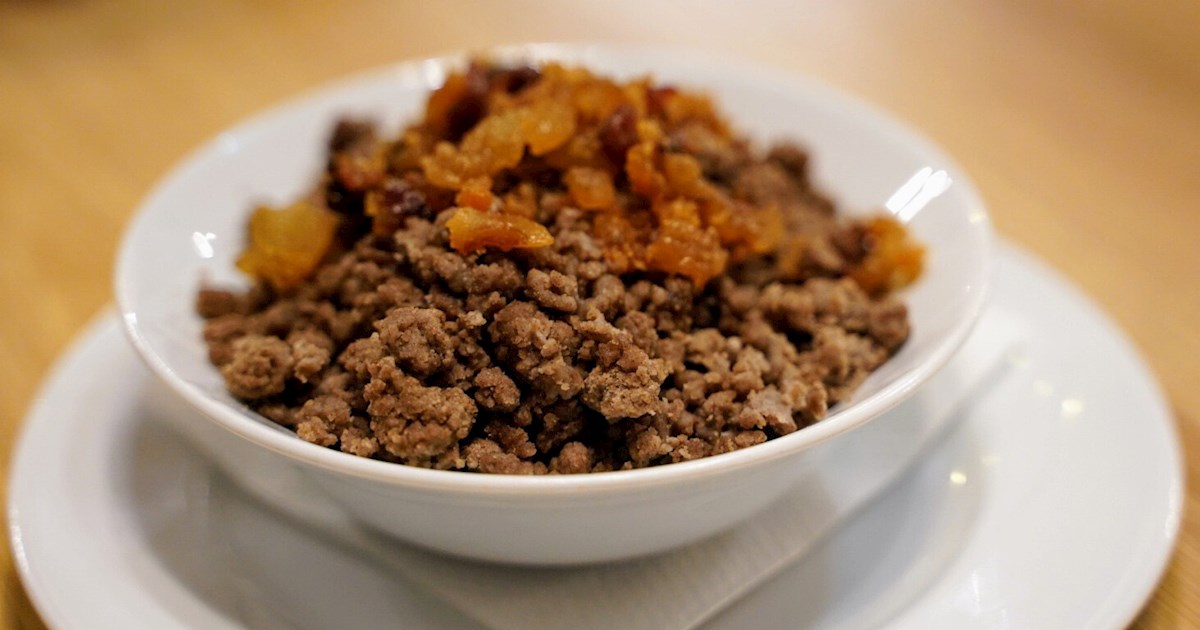 Ajdovi Žganci | Traditional Porridge From Slovenia, Central Europe