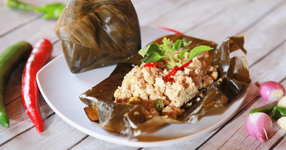Pepes Tahu | Traditional Vegan Dish From West Java, Indonesia