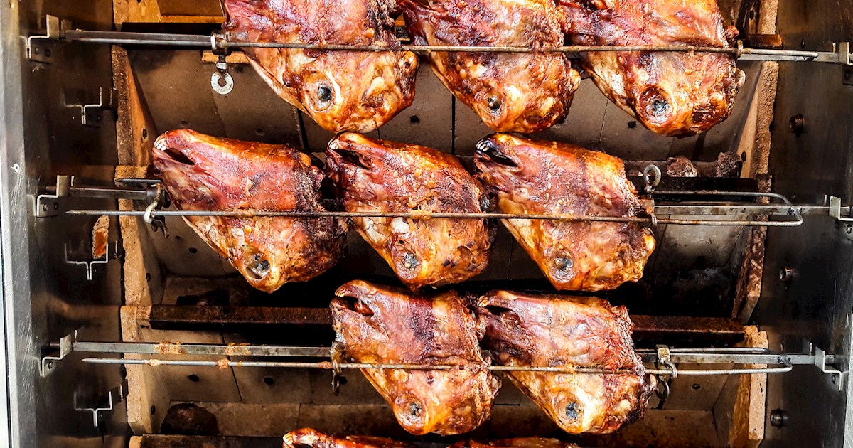 Kuzu Kelle | Traditional Offal Dish From Turkiye