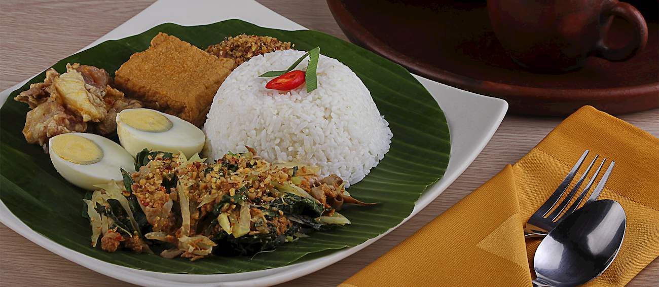 Pecel | Traditional Sauce From East Java, Indonesia