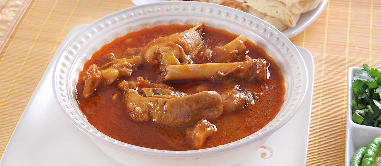 Siri Paya | Traditional Stew From Lahore, Pakistan