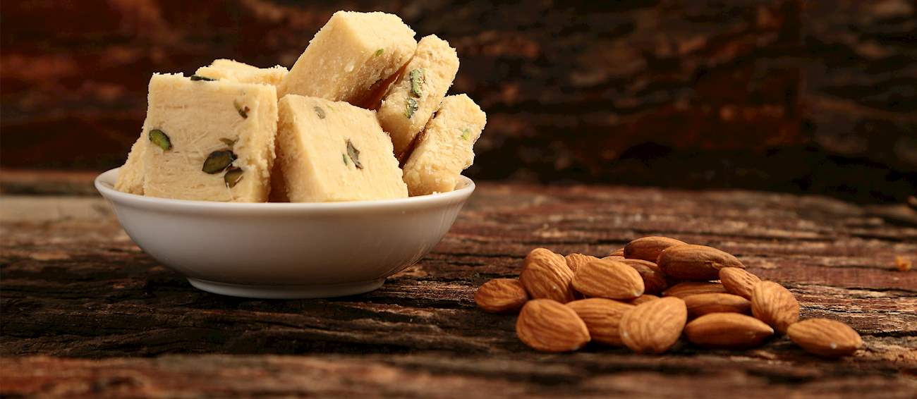 Sohan Halwa | Traditional Dessert From Multan, Pakistan