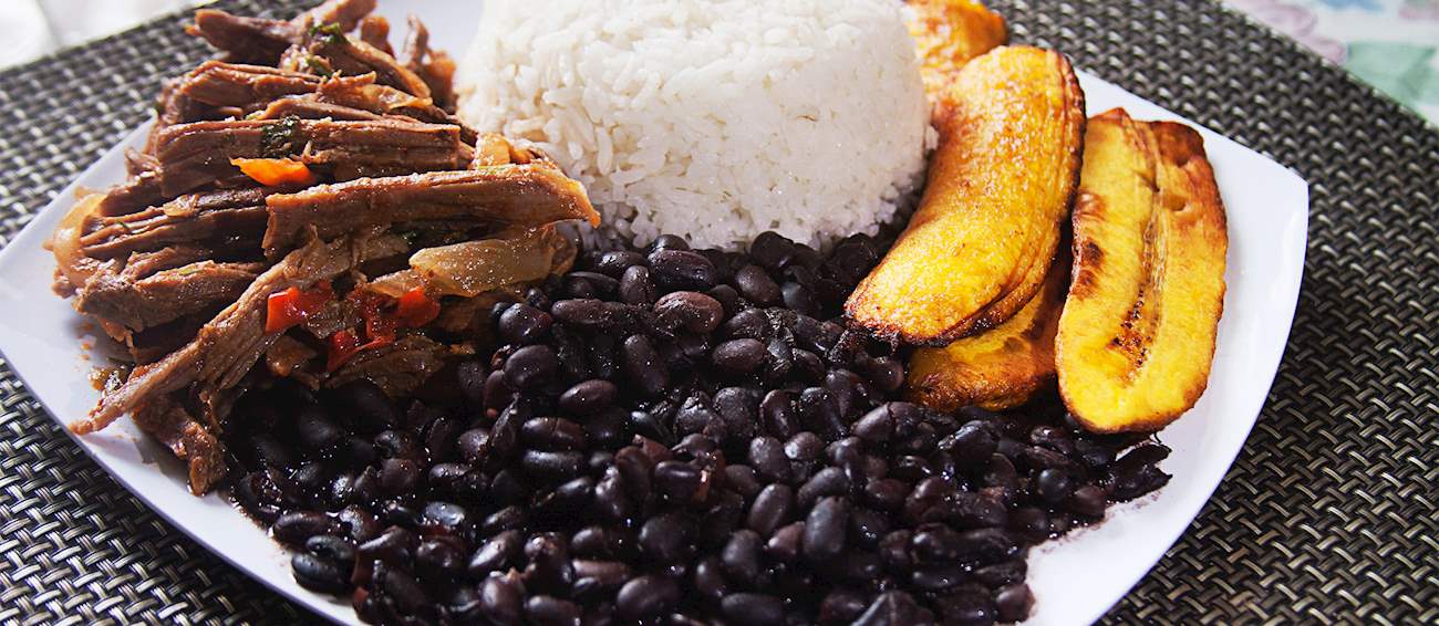 Pabellón Criollo | Traditional Beef Dish From Venezuela