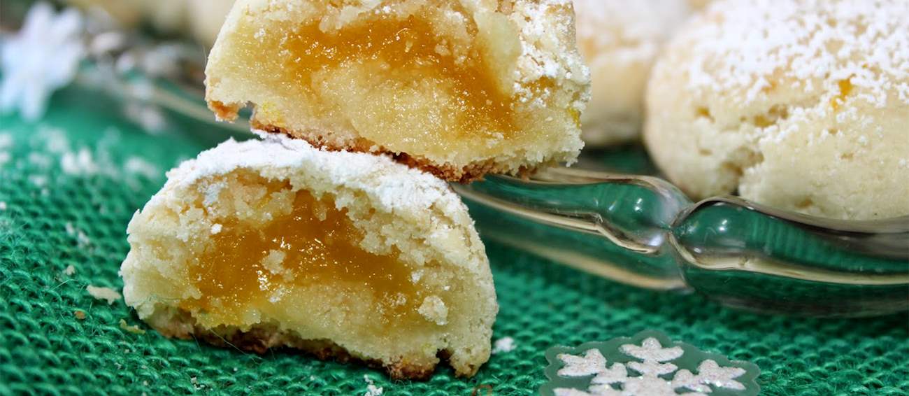 Pastel de Gloria | Traditional Sweet Pastry From Colombia