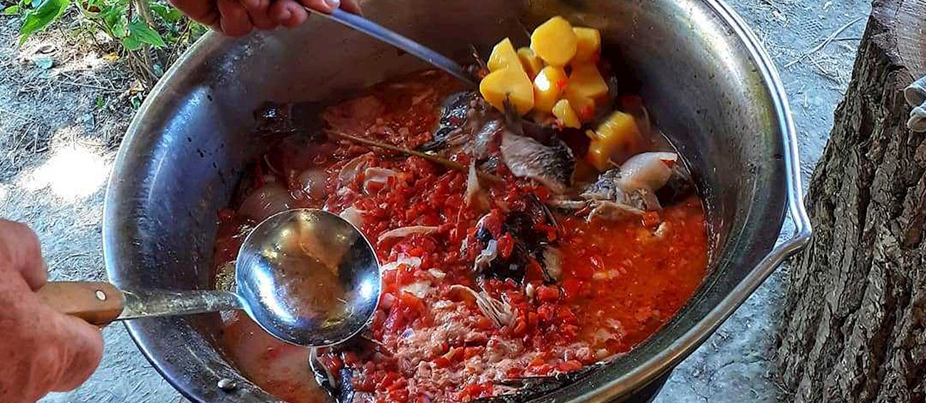 4 Best Fish Dishes in Romania - TasteAtlas