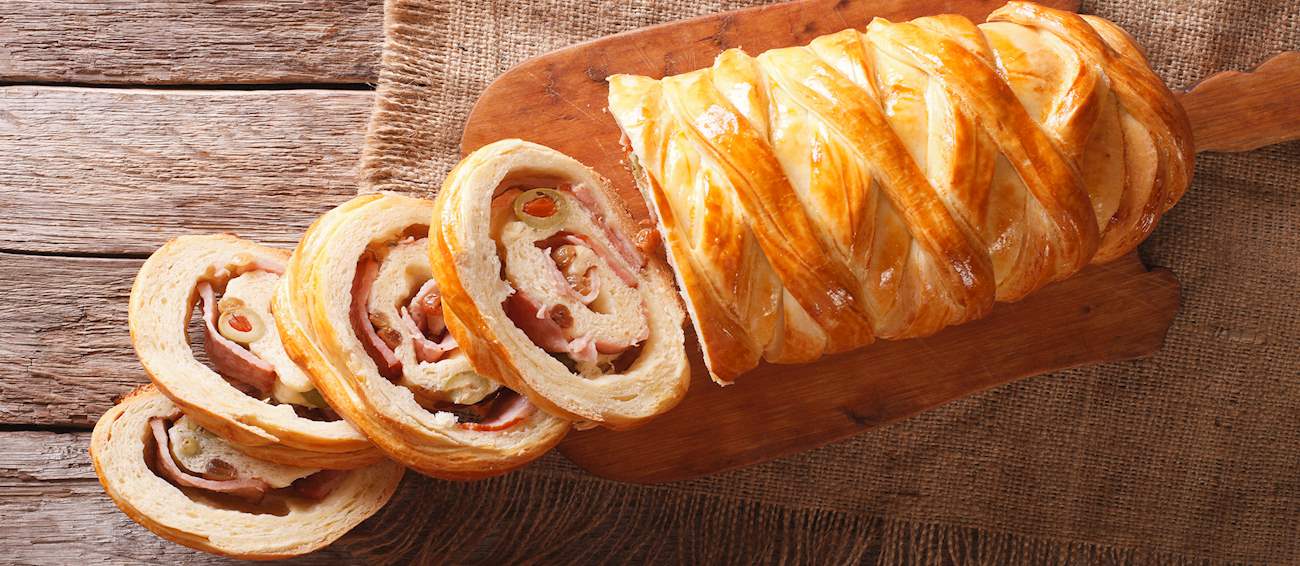 Pan de Jamón | Traditional Sweet Bread From Caracas, Venezuela