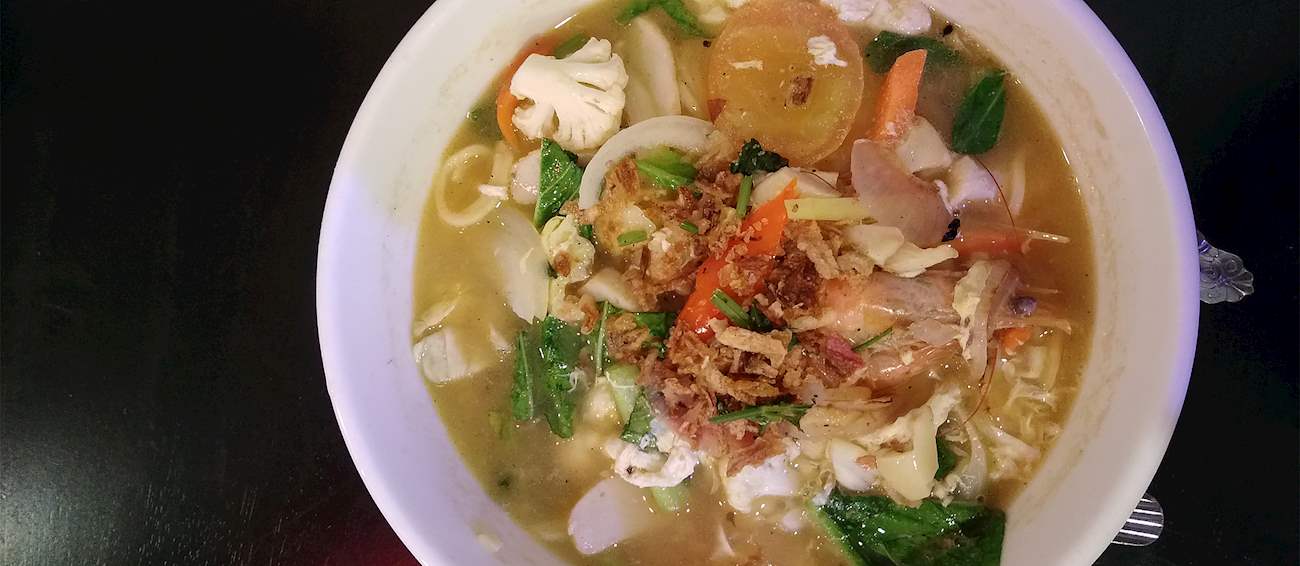 Mee Sup | Traditional Noodle Dish From Malaysia, Southeast Asia