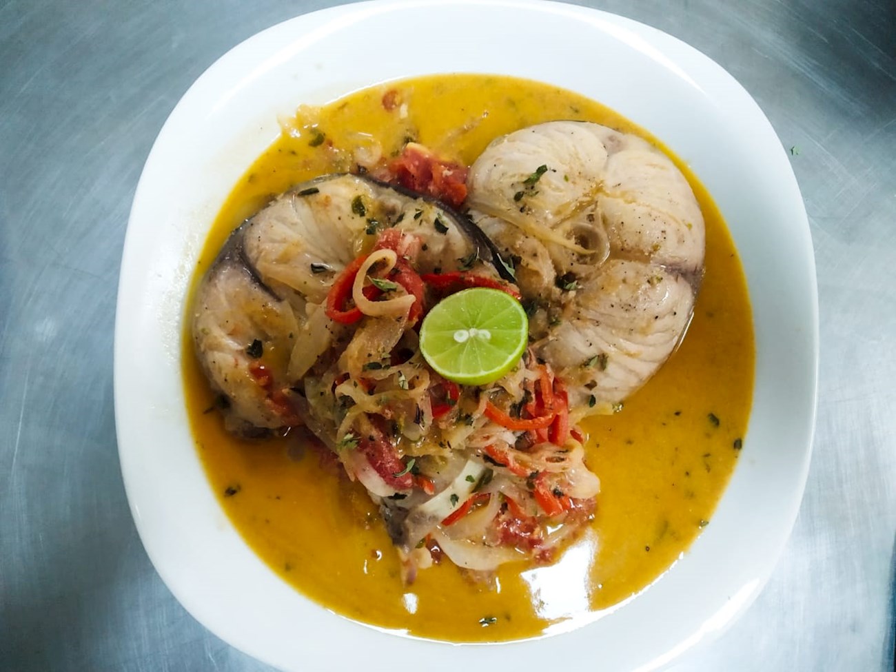 Sudado de Surubí | Traditional Freshwater Fish Dish From Pando ...