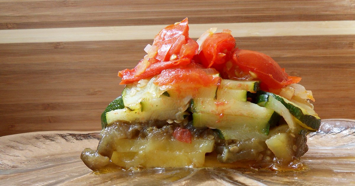 Soufiko | Traditional Vegetable Dish From Icaria, Greece