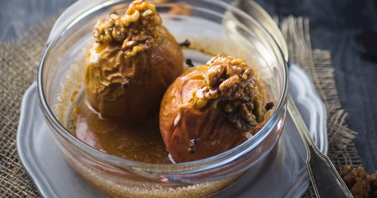 Stekte Epler | Traditional Dessert From Norway, Northern Europe