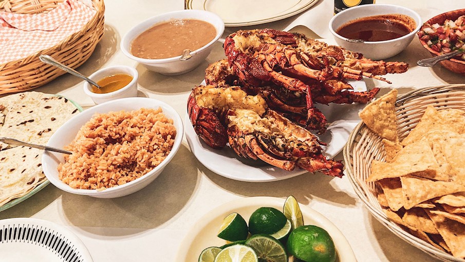16 Best Crustacean Dishes in Mexico - TasteAtlas