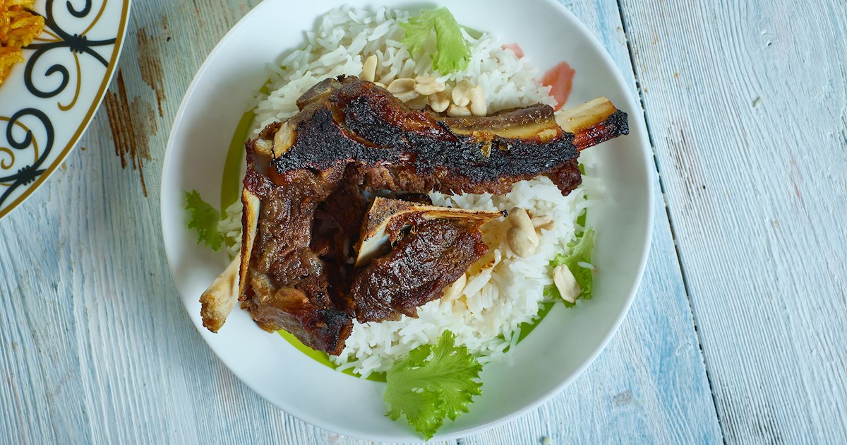 Mofatah Al-dajaj | Traditional Rice Dish From Saudi Arabia, Arabian ...