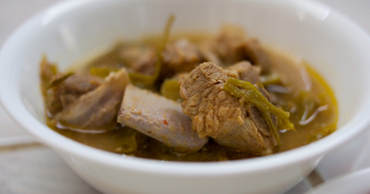 Samlar Machu | Traditional Soup From Cambodia, Southeast Asia