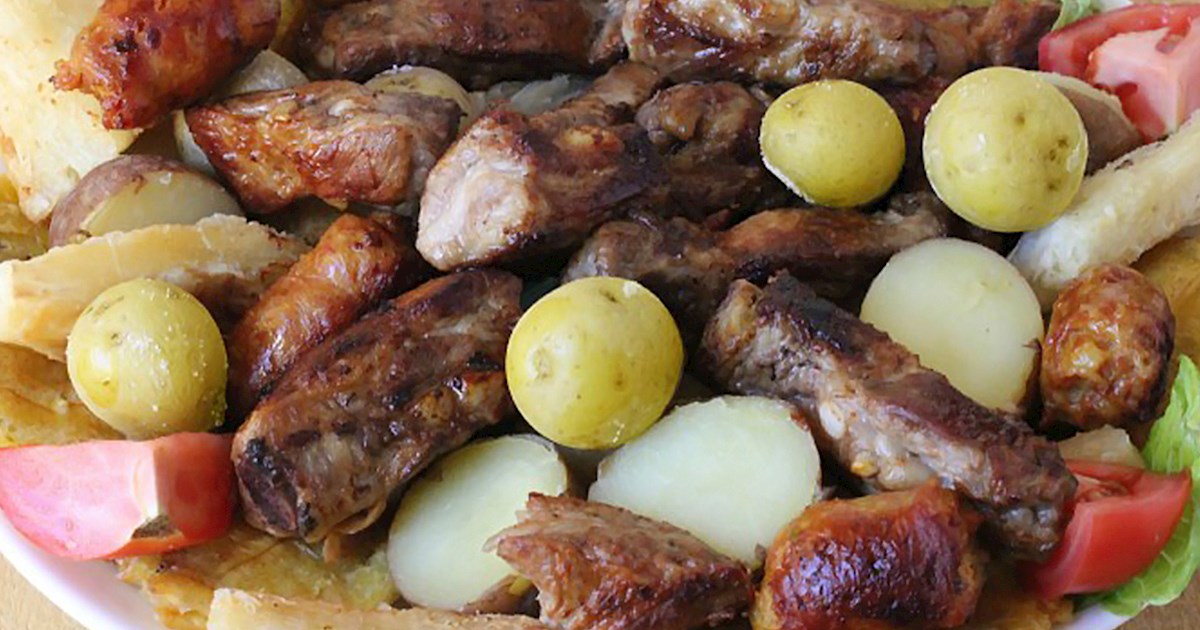 Picada Colombiana | Traditional Meat Dish From Colombia