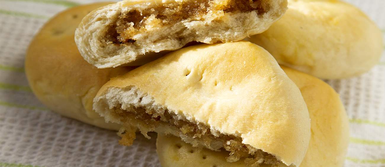 Pan de Coco | Traditional Sweet Bread From Honduras
