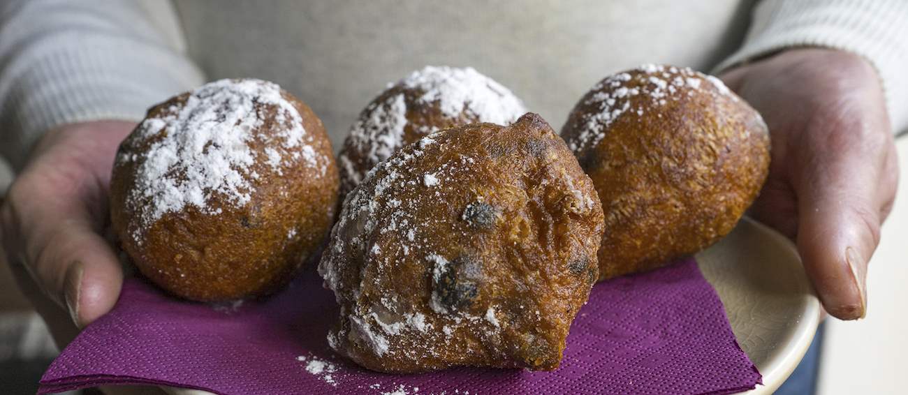 Oliebol Authentic Recipe | TasteAtlas