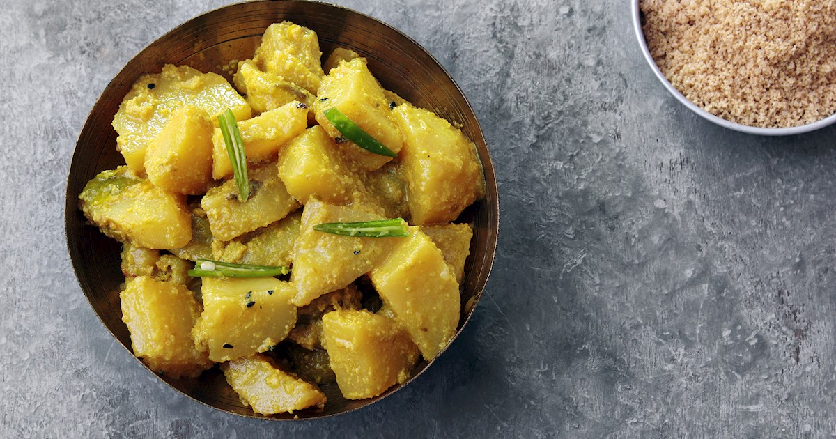 Aloo Posto | Traditional Potato Dish From West Bengal, India