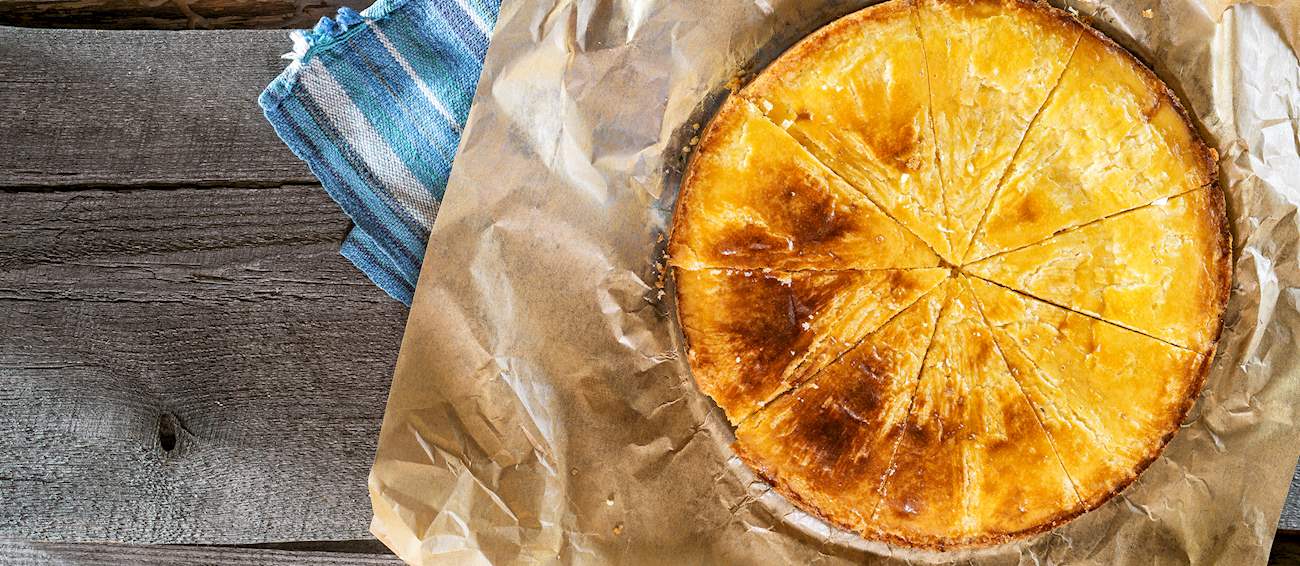 4 Best Rated Dutch Cakes - TasteAtlas