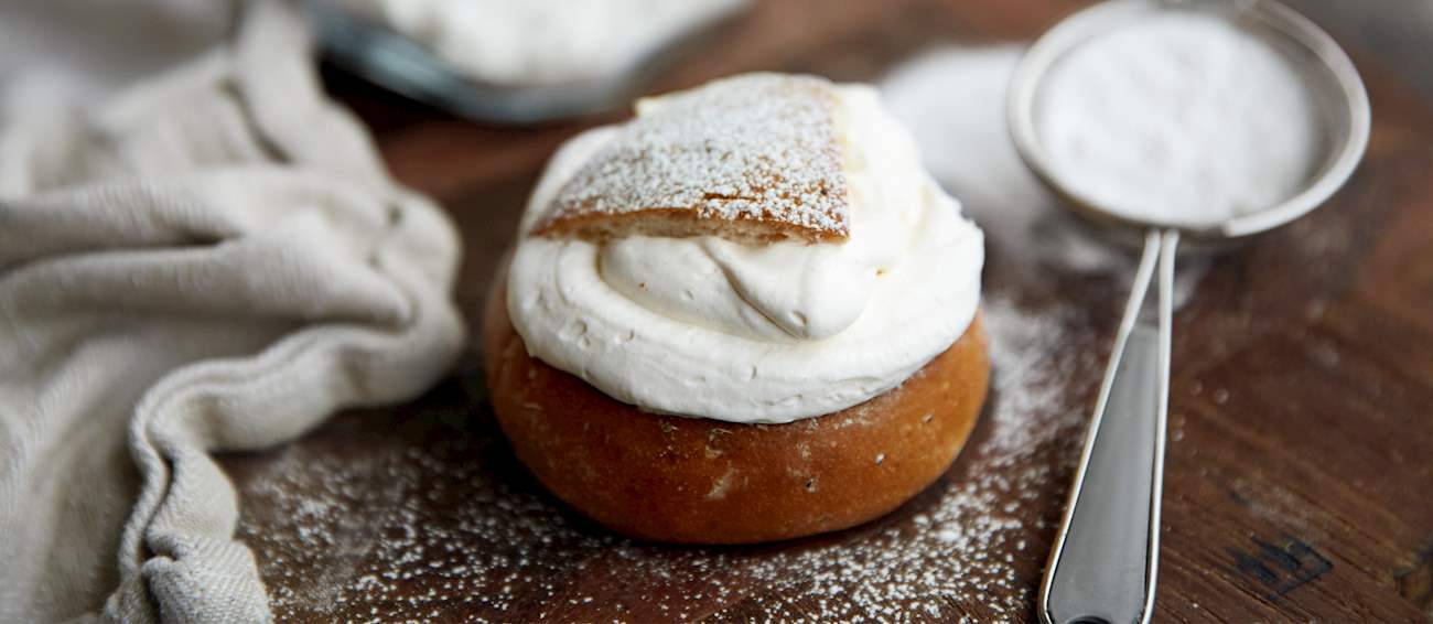 11 Best Sweet Pastries in Sweden - TasteAtlas