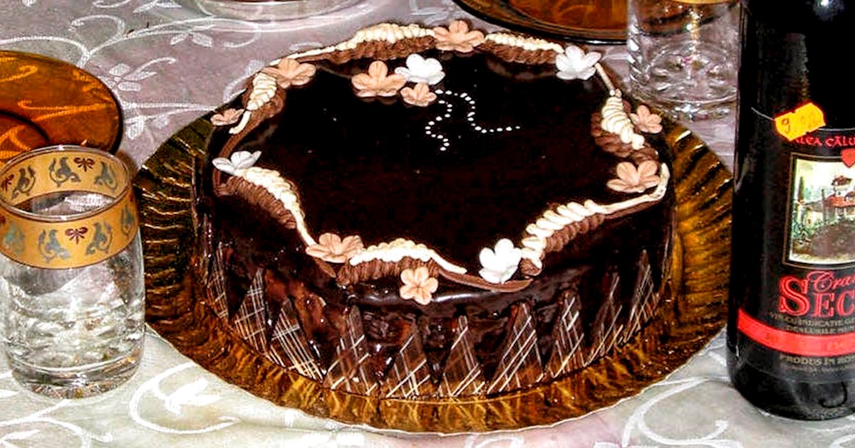 6 Worst Rated Romanian Desserts - TasteAtlas