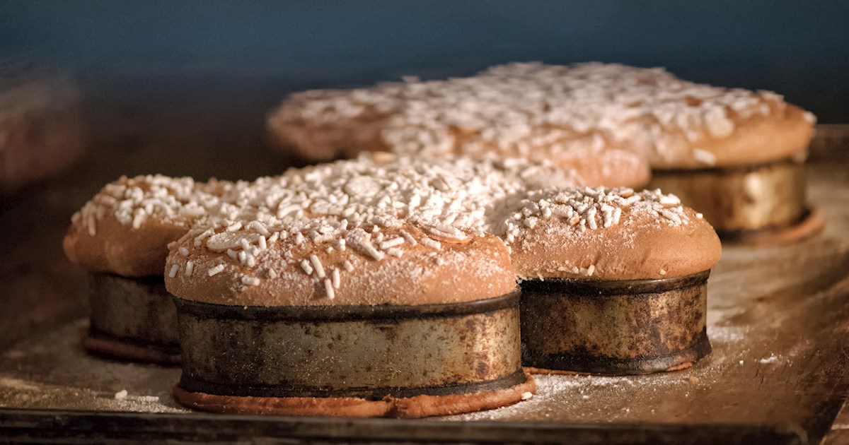 Colomba Pasquale | Traditional Sweet Bread From Milan, Italy