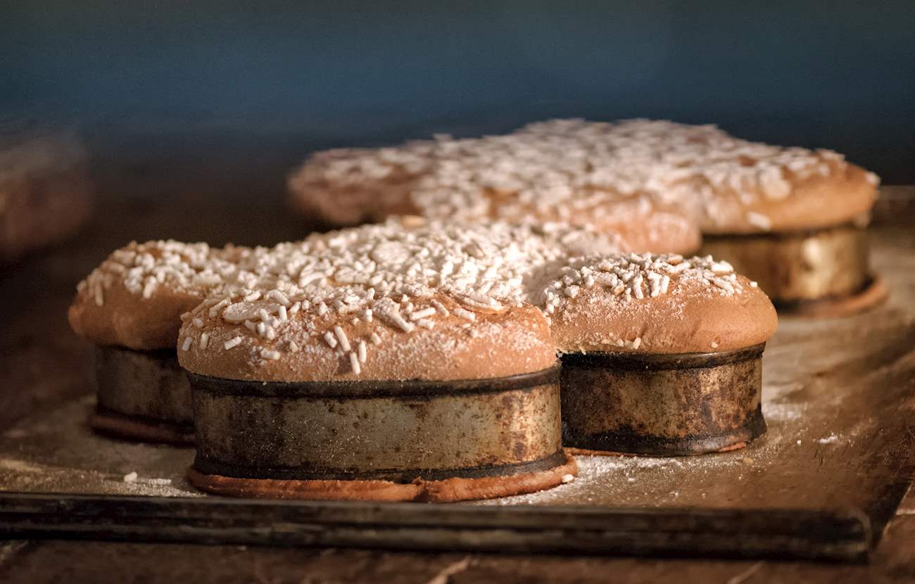 6 Best Rated Lombard Desserts - TasteAtlas