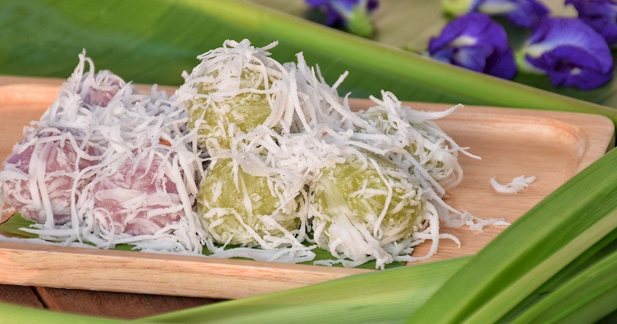 Khanom Tom | Traditional Dessert From Thailand, Southeast Asia