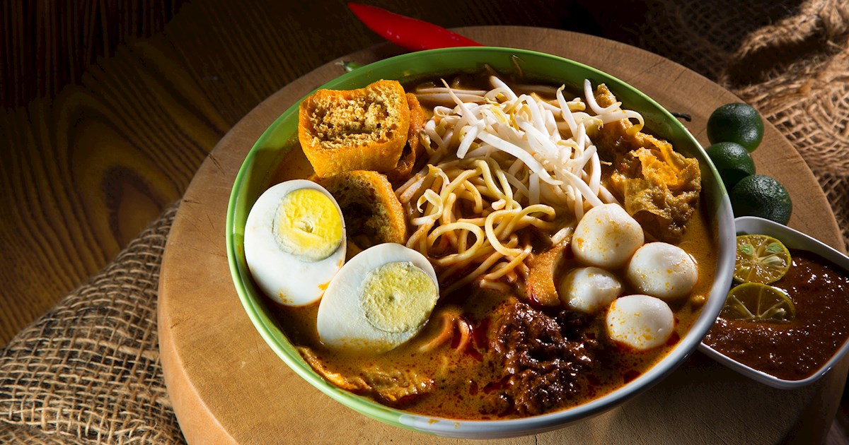 Laksa | Traditional Noodle Dish From Malaysia, Southeast Asia