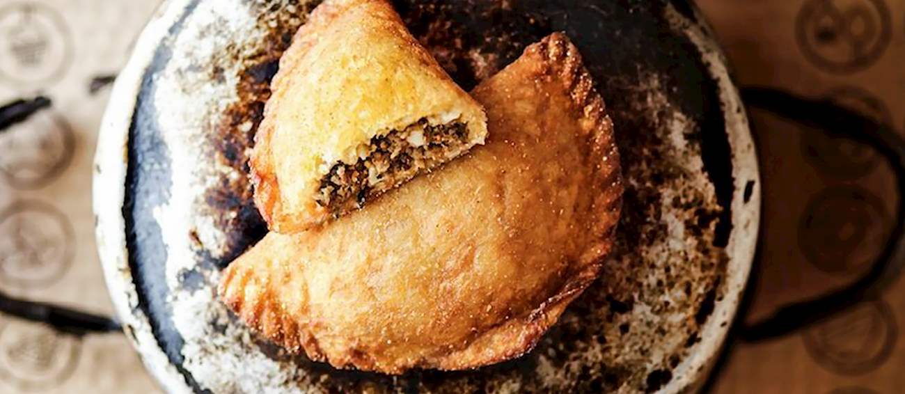 Pastel Mandi'o | Traditional Snack From Paraguay